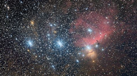 Orions Belt Alnilam Alnitak And Mintaka Surrounded By Th Flickr