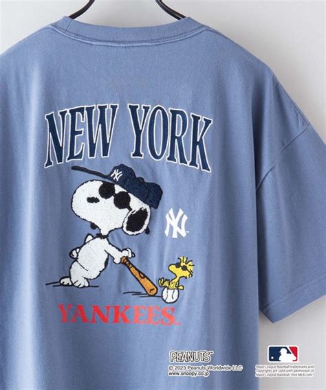 Peanuts（ピーナッツ）の「【mlb ×peanuts ピーナッツコラボ】スヌーピー 別注 ヘビーウェイト バックプリント 刺繍 ビッグ