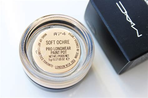 MAC Pro Longwear Paint Pot Soft Ochre A Beauty To Rock
