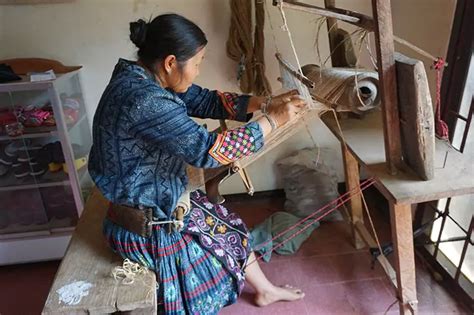 National Handloom Day 2023 Is Today All You Need To Know About This