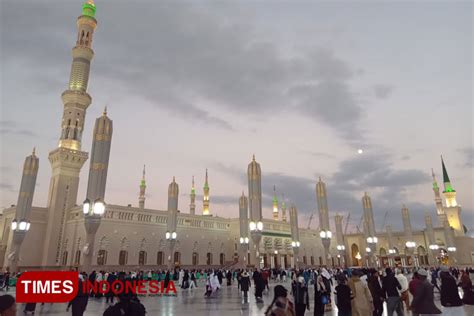 Umrah Bareng Tombo Ati 3 Menikmati Seribu Shalat Di Masjid Nabawi