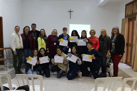 Concurso de Redação premiação dos primeiros colocados Colégio Santa
