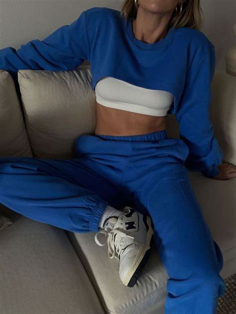 Pin By Sophia On Fashion Super Cropped Sweater Cropped Sweater Crop Top Outfits Summer