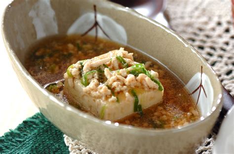 あんかけ豆腐の鶏そぼろ【e・レシピ】料理のプロが作る簡単レシピ20121217公開のレシピです。