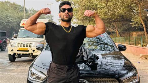 Rohit Khatri The Fitness Maestro Hits 1 Million Follower Milestone On
