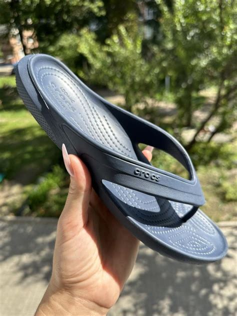 Стильні шльопанці Crocs — ціна 449 грн у каталозі Вєтнамки Купити жіночі речі за доступною