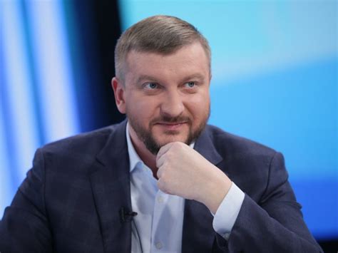 Биография Павел Петренко