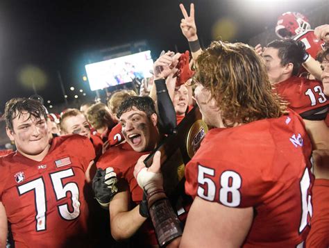 New Canaan Rallies To Beat Darien For Class L Crown 14th State Title