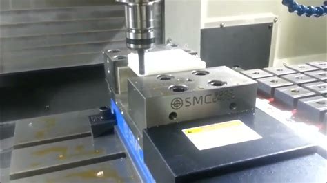 현대위아 머시닝센터 65호기 조작 실습영상 채널evp Youtube