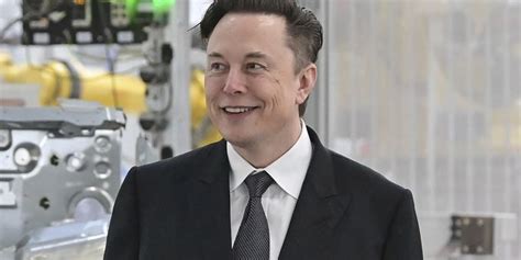 Wegen Badefotos Elon Musk Hat Neun Kilo Abgespeckt Nauch