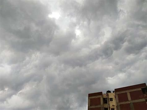 الطقس الآن تكاثر السحب الرعدية وأمطار متفاوتة الشدة على هذ مصراوى
