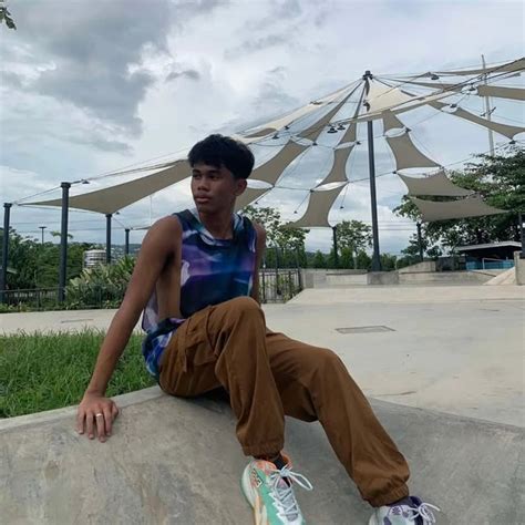 Fred Ian Achacoso Ianach • Threads Say More