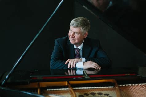 Ian Hobson Sinfonia Varsovia