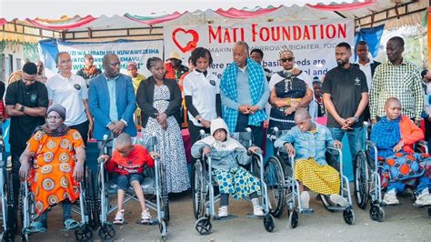 Lowassa Amkumbuka Mengi Mashirika Yakigawa Misaada Monduli Nipashe