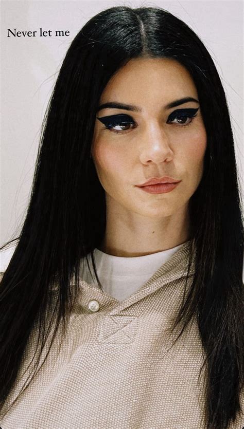 Marina Singer Marina And The Diamonds Just Girl Things