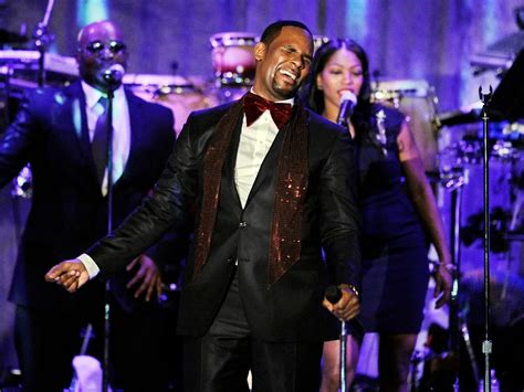 El Documental Sobre El Cantante R Kelly Al Que Acusan De Abuso Y De