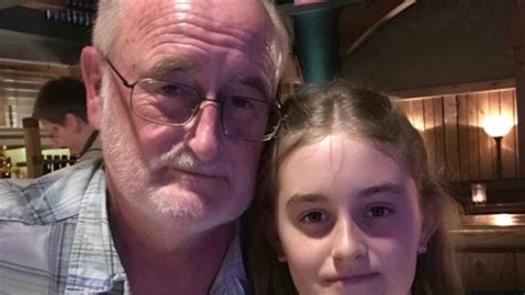 Minha Enteada Me Levou A Um Restaurante Quando A Conta Chegou Fiquei Completamente Sem