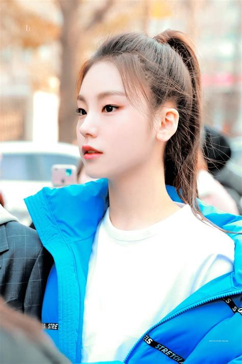 Jadi Pusat Perhatian Ini 10 Fakta Menarik Yeji Itzy Yang Penuh Pesona
