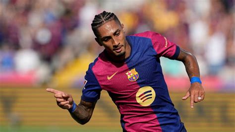 Triple Amenaza En La Premier Para El FC Barcelona Por Raphinha
