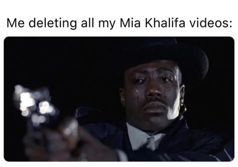 23 Hilarious Mia Khalifa Memes Thatll Crack You Up