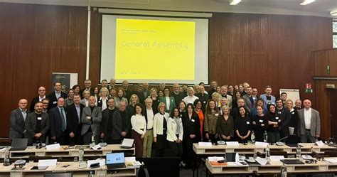 Комора на овластени архитекти и овластени инженери на РМ Почетна