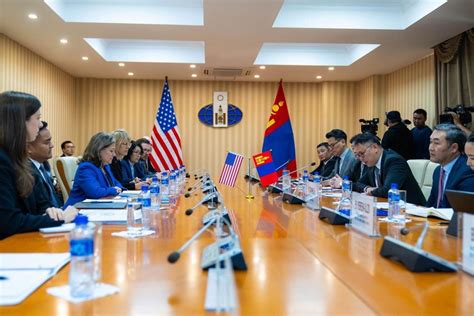 Цэвэр эрчим хүчний дэвшилтэт технологи дээр цаашид хамтран ажиллах боломжийг судлав