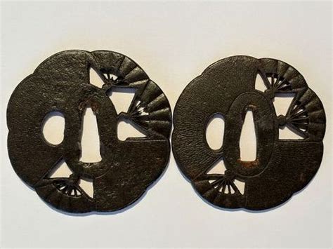 Edo Daisho Yatsu Mokko Gata Iron Sukashi Tsuba Fans And Gingko Leaves Item 1497401