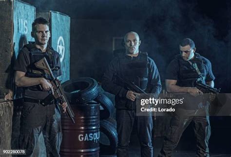 Gun Fighting Photos And Premium High Res Pictures Getty Images