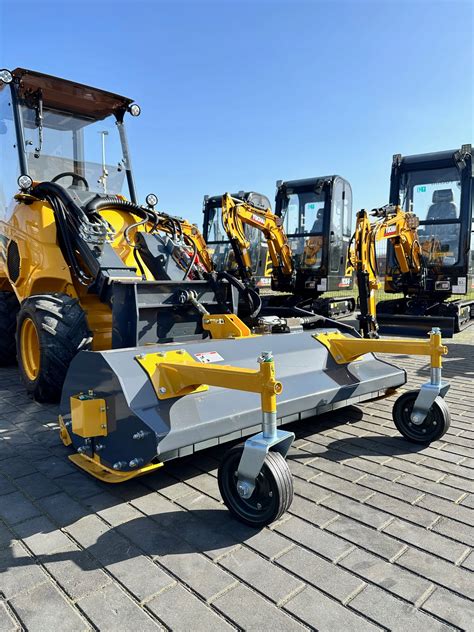 Kosiarka Bijakowa FL130 Hydrauliczna Pasuje Do Avant Multione Cast