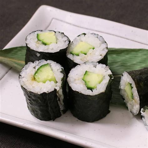 わさびとゆず胡椒香る 2種のかっぱ巻き 作り方・レシピ クラシル Recipe Cucumber Sushi Rolls