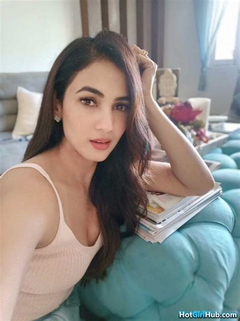 Sonal Chauhan Hot Photos Telugu Actress Sexy Pics 14 Photos