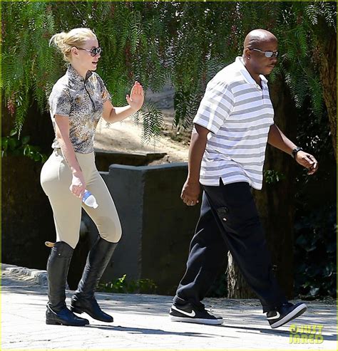Full Sized Photo Of Iggy Azalea Back To Gym Abs 10 Iggy Azalea