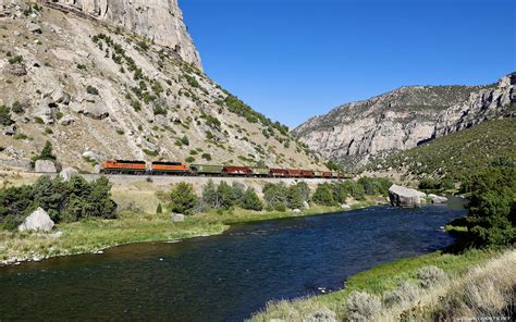 Bnsf Railway Freight Trains Desktop Wallpapers Hd 2k 4k 5k Ultra Hd