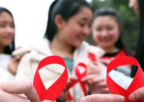 Pita Merah Simbol Hari Aids Sedunia Apa Maknanya Wartarakyat