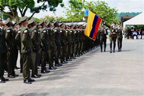 Policía Ecuador on Twitter NUEVOS POLICÍAS PARA LA SEGURIDAD