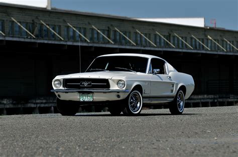 Mustang 1967 Fastback Wallpaper