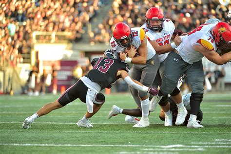 Ferris State Football Falls Short In Road Battle Against Fcs Montana
