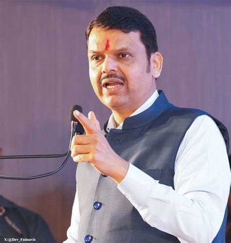 मुख्यमंत्री देवेंद्र फडणवीस यांनी औरंगजेबाच्या कबर बाबत मोठे विधान केले