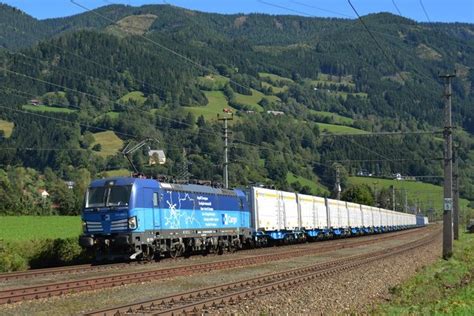 Siemens Mobility supplies 10 Vectron locomotives to ČD Cargo Latest