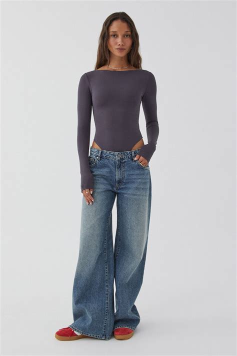 Luxe Backless Long Sleeve Bodysuit