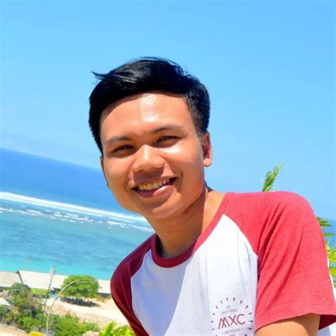 Iwan Hamzah Iwan Threads Say More