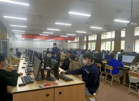 华为5g校园行活动圆满举行，hcia 5g证书通过率高达81 广东理工职业学院工程技术学院