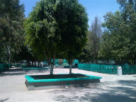 Colegio De Bachilleres Plantel 2 Cien Metros En La Ciudad Gustavo A