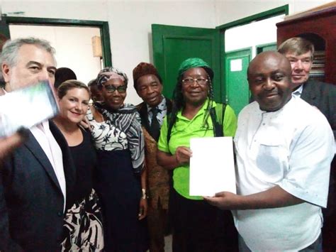 SIGNATURE DE CONTRAT ENTRE LES MEMBRES RESSORTISSANTS DE LA CHAMBRE D