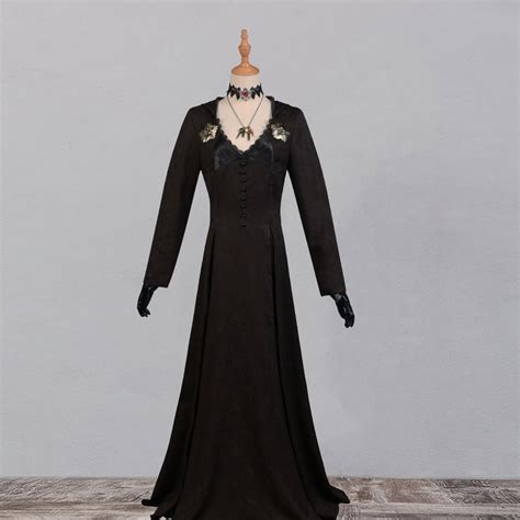 Resident Evil Village Cosplay Daniela Dimitrescu Cosplay Bela Etsy