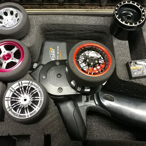 Futaba 3pv NIP Futaba 4pks W Case Life Pack Spektrum Dx4r W Case R C Tech Forums