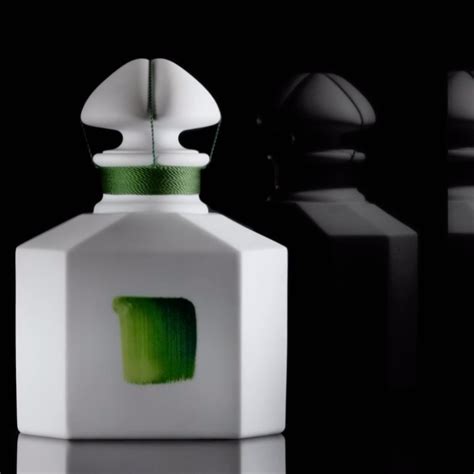 노블레스 제작지원 현대미술을 사랑하는 관객들의 큰 기대 속에 아트 바젤 파리art Basel Paris가 개막을 앞두고 있습니다 이번 전시를 통해 현대미술의 거장