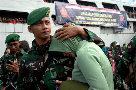 400 Prajurit Tni Ad Satgas Perbatasan Papua Nugini Diberangkatkan