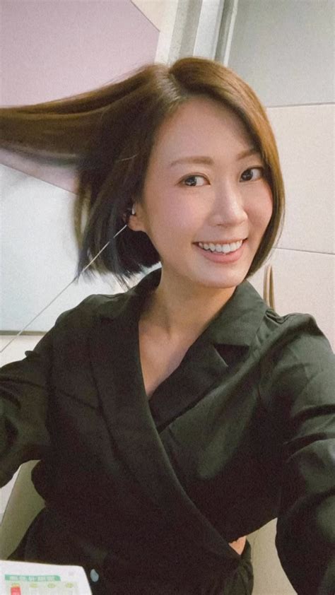 星期日四歲經典系列次關香港經典盃，上季蔡廄「驕陽明駒」交布文操刀勝出，今季馬房派「米奇」出戰，畀莫雅壓陣，有力再下一城！不過講威就梗係威哥啦，出足五匹，其中三匹仲配埋客串高手，到時又見到馬昆