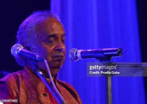 Pandit Ajay Pohankar Photos And Premium High Res Pictures Getty Images